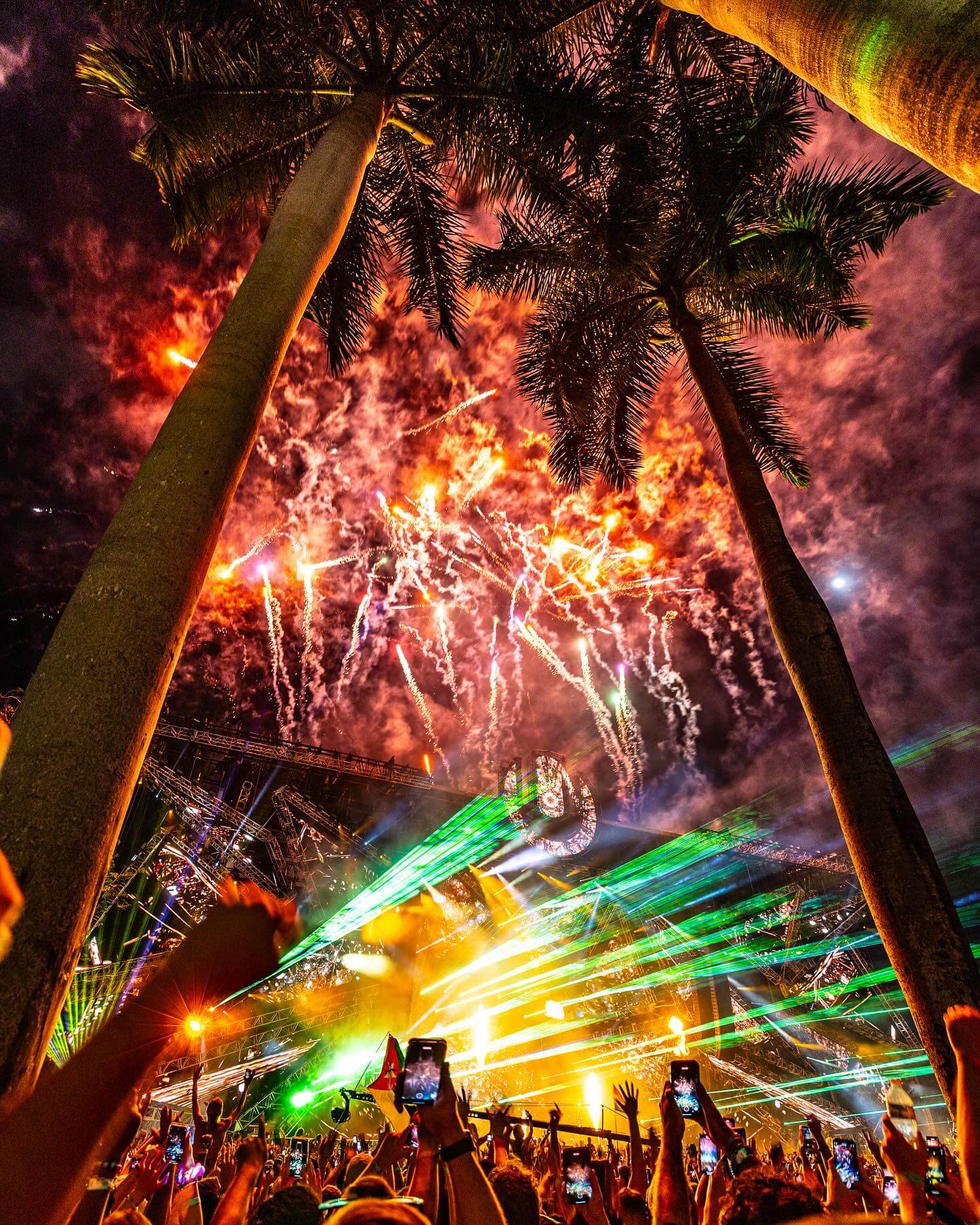 Lễ hội âm nhạc Ultra Music Festival tạo ra hơn 1 tỷ USD cho nền kinh tế ...