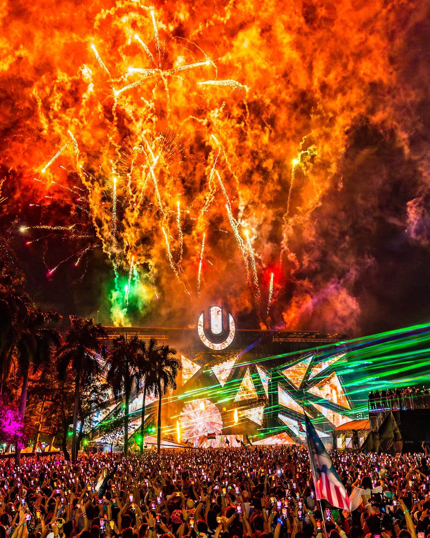 Lễ hội âm nhạc Ultra Music Festival tạo ra hơn 1 tỷ USD cho nền kinh tế ...