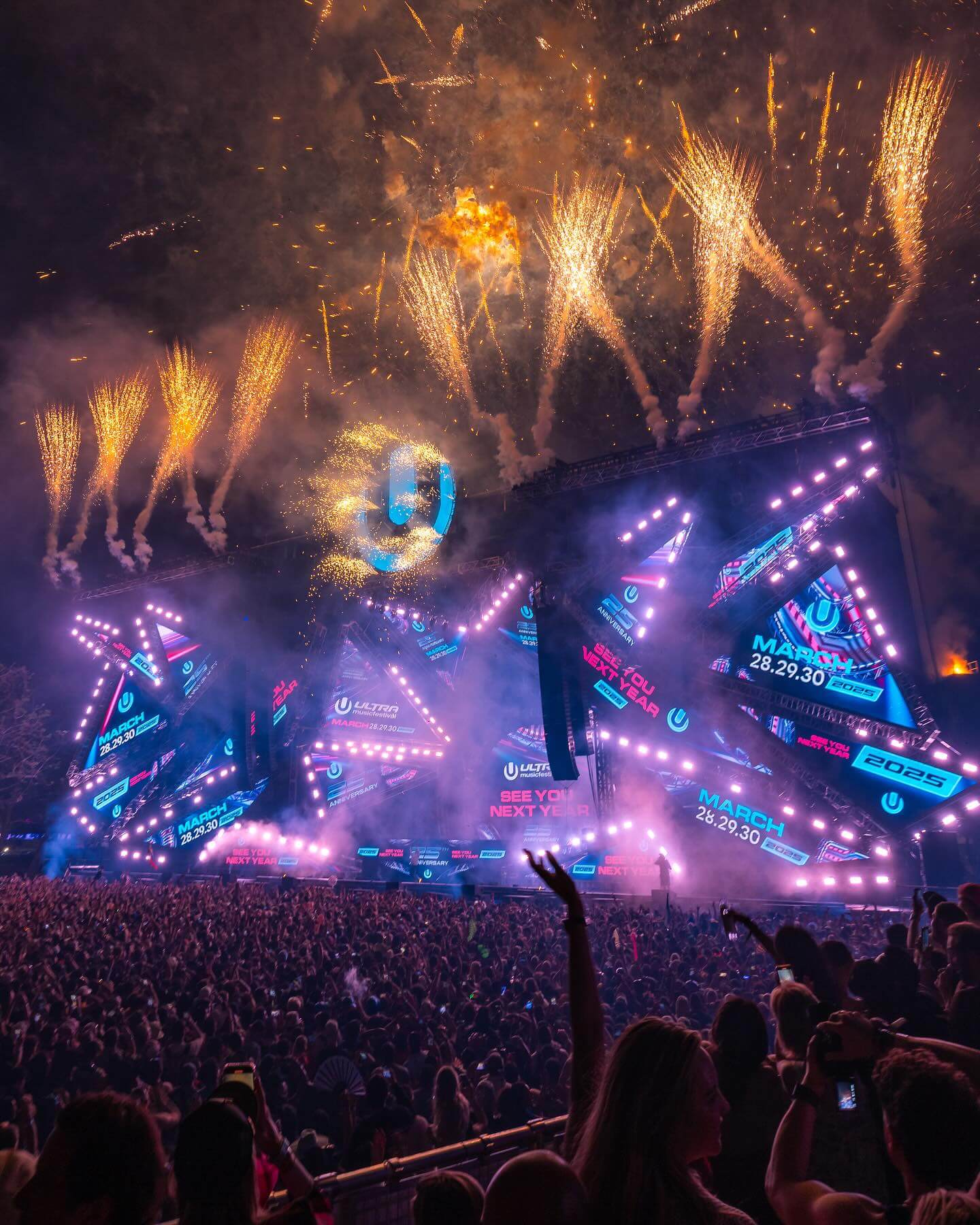 Lễ hội âm nhạc Ultra Music Festival tạo ra hơn 1 tỷ USD cho nền kinh tế ...